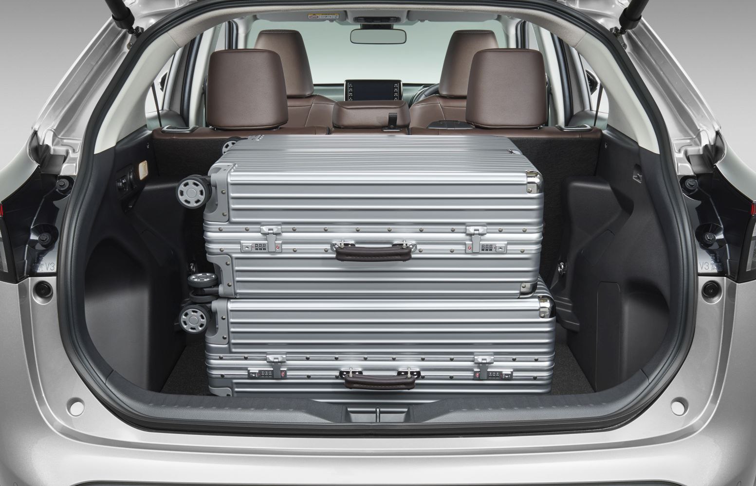 Toyota Yaris Cross 1.5 (91+80+5 Hp) Hybrid E-Four ECVT